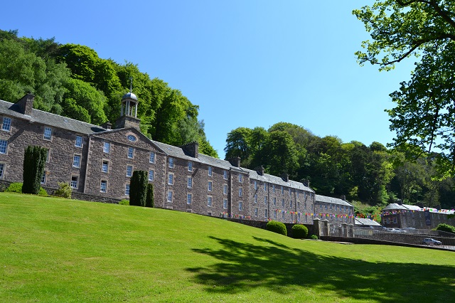 Discover Lanark